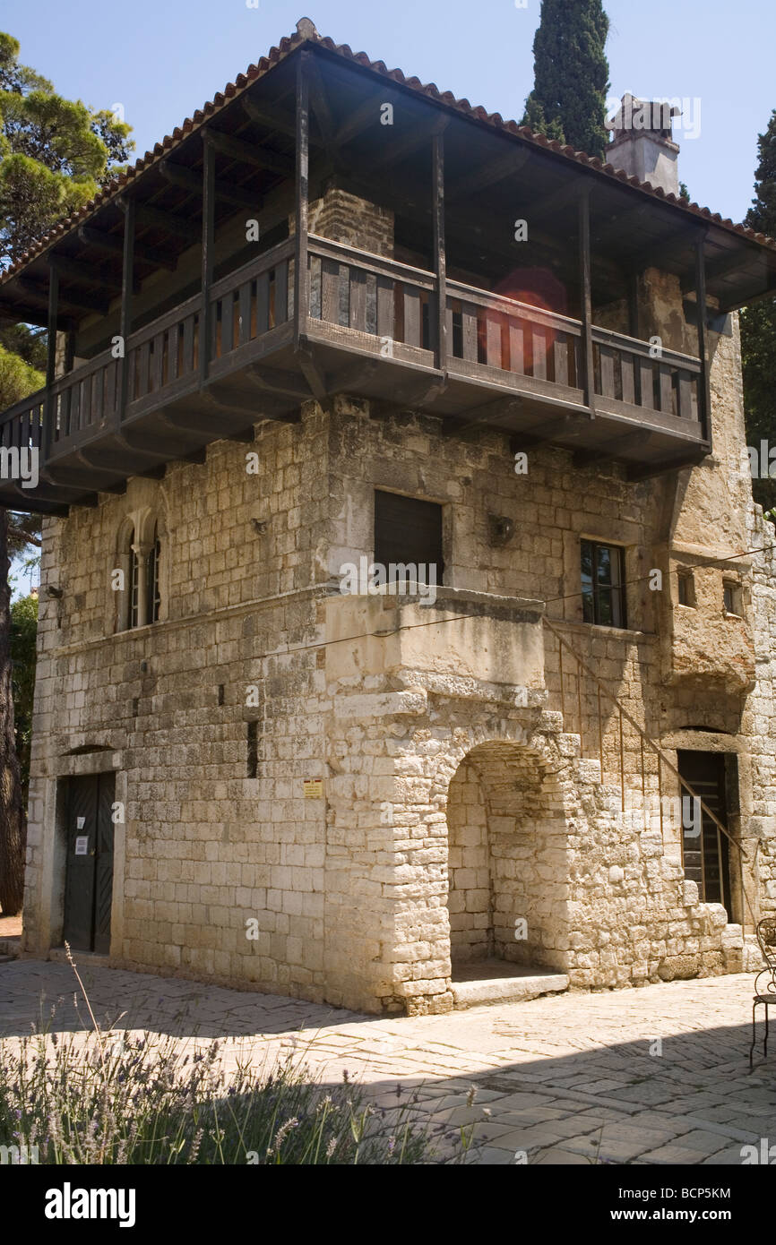 Romanesque House High Resolution Stock Photography and Images - Alamy