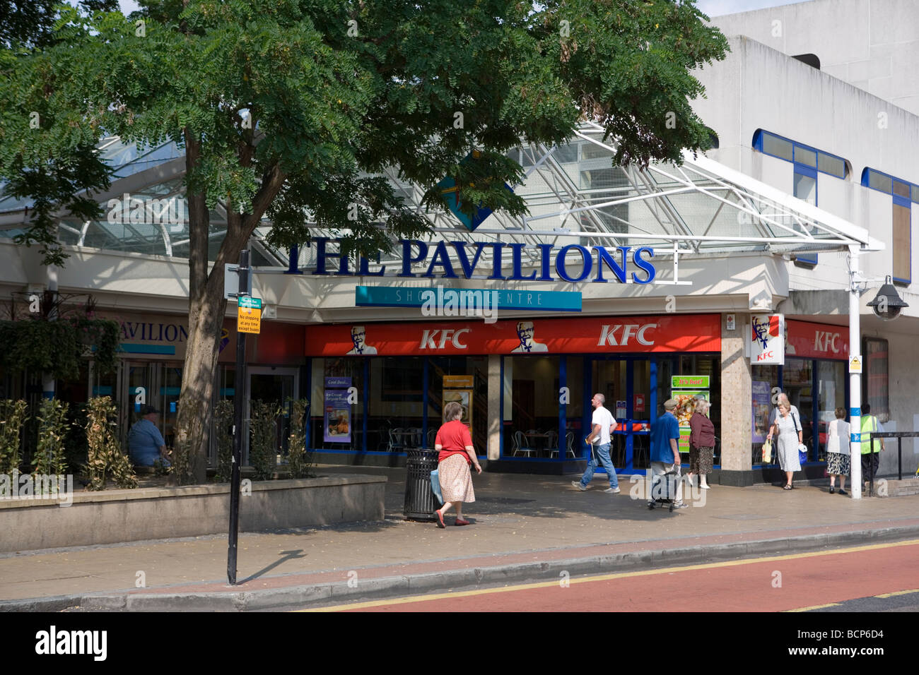 The pavilions uxbridge hi-res stock photography and images - Alamy