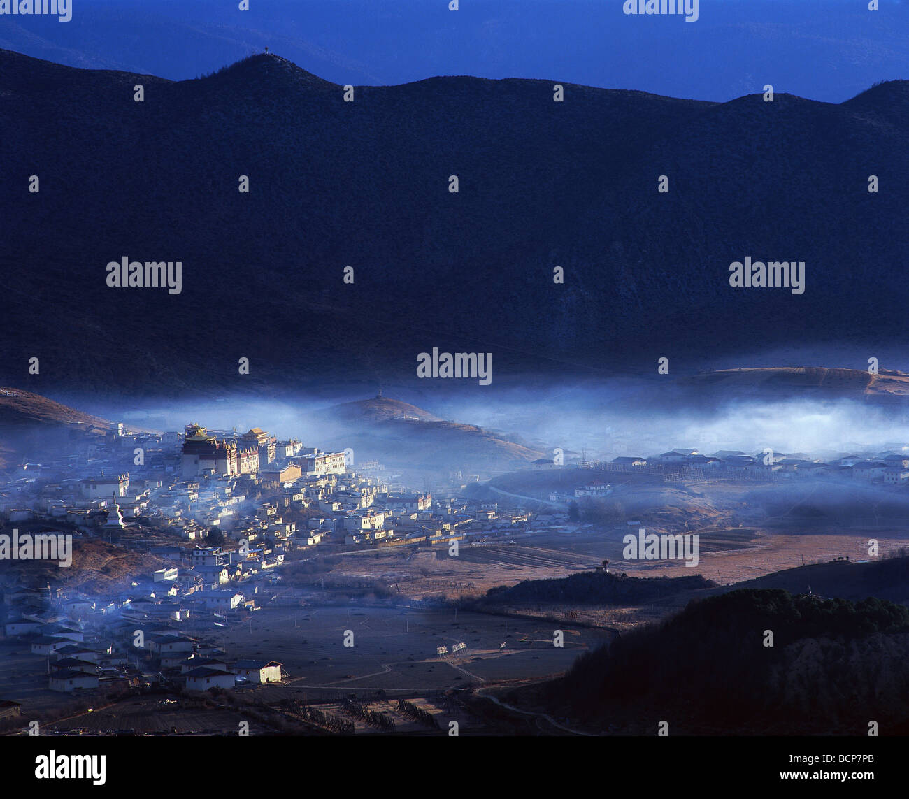 Gadan monastery hi-res stock photography and images - Alamy