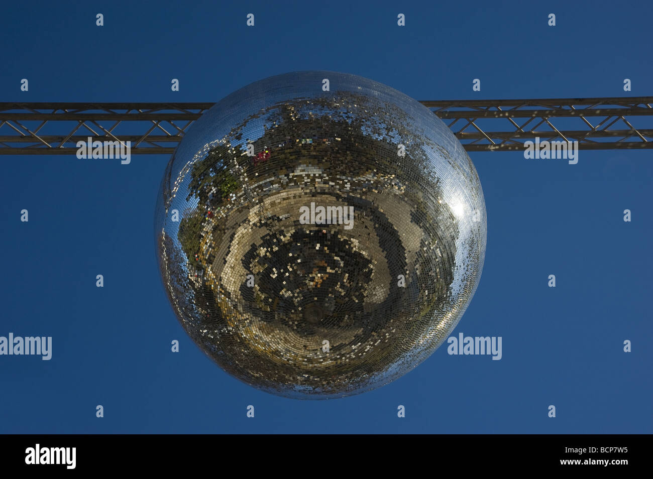 Discokugel hi-res stock photography and images - Alamy