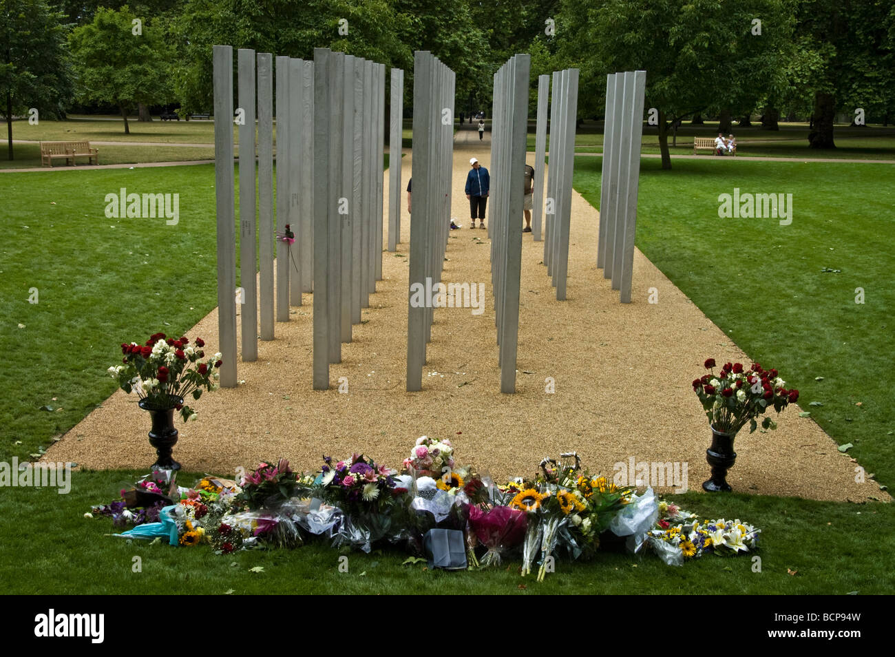 Memorial to the victims of the 7th July 2005 London bombings in Hyde ...