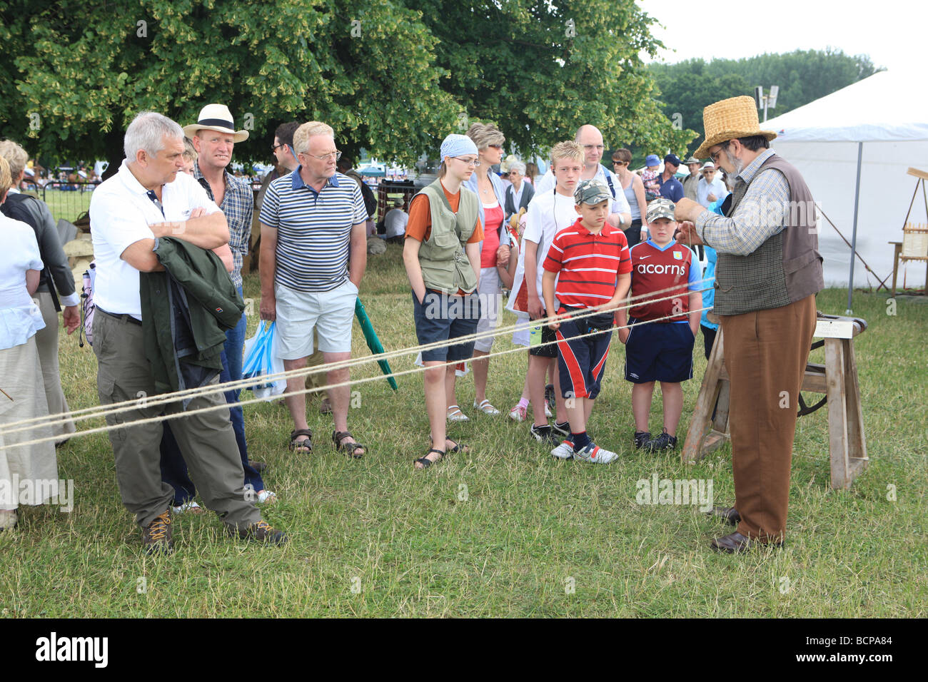 Traditional rope making hi-res stock photography and images - Alamy