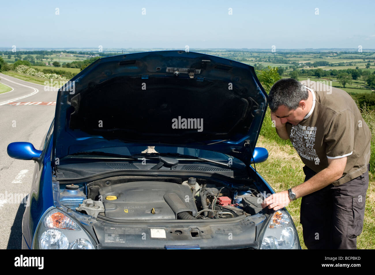 Phone for emergencies help hi-res stock photography and images - Alamy