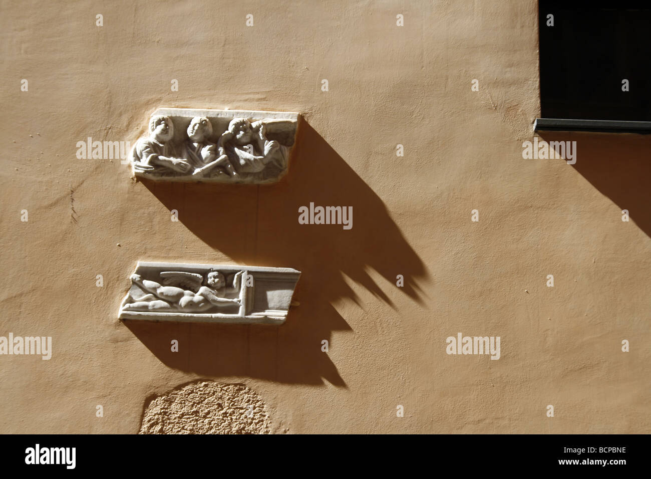 Ancient roman relics mood hi-res stock photography and images - Alamy