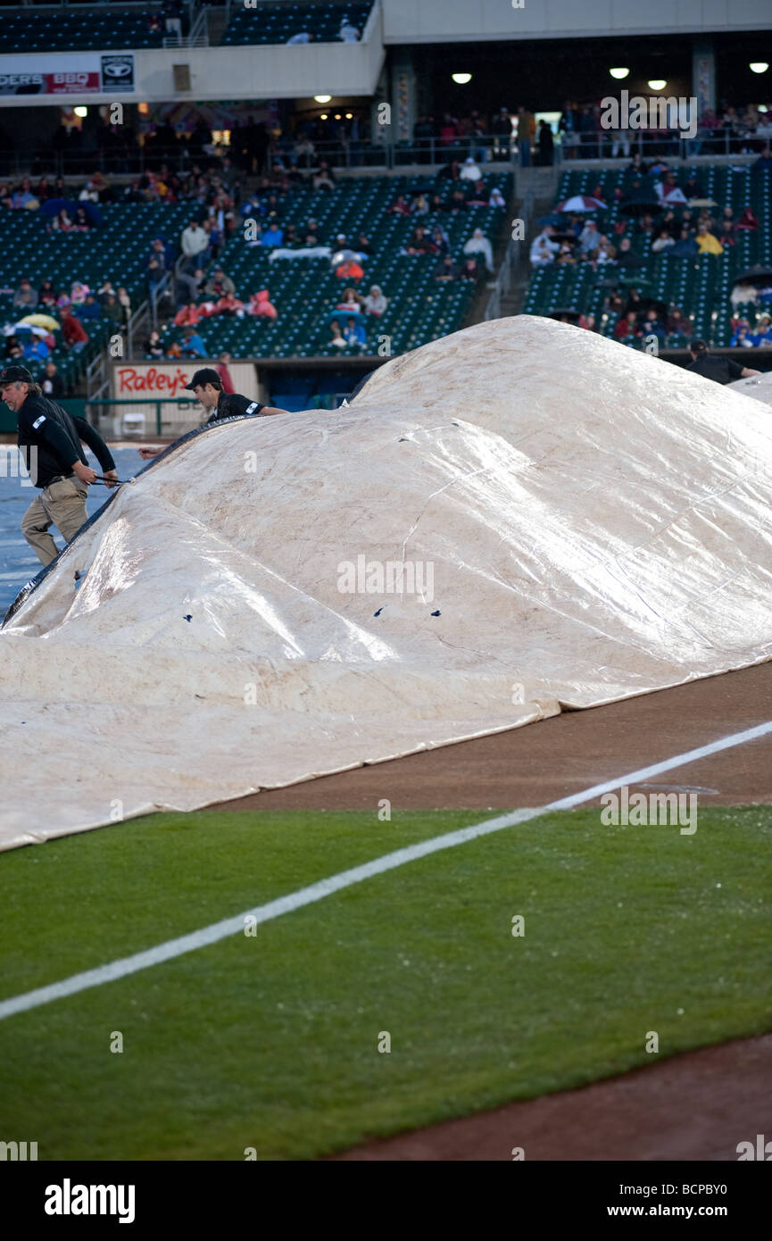 Baseball tarp hi-res stock photography and images - Alamy