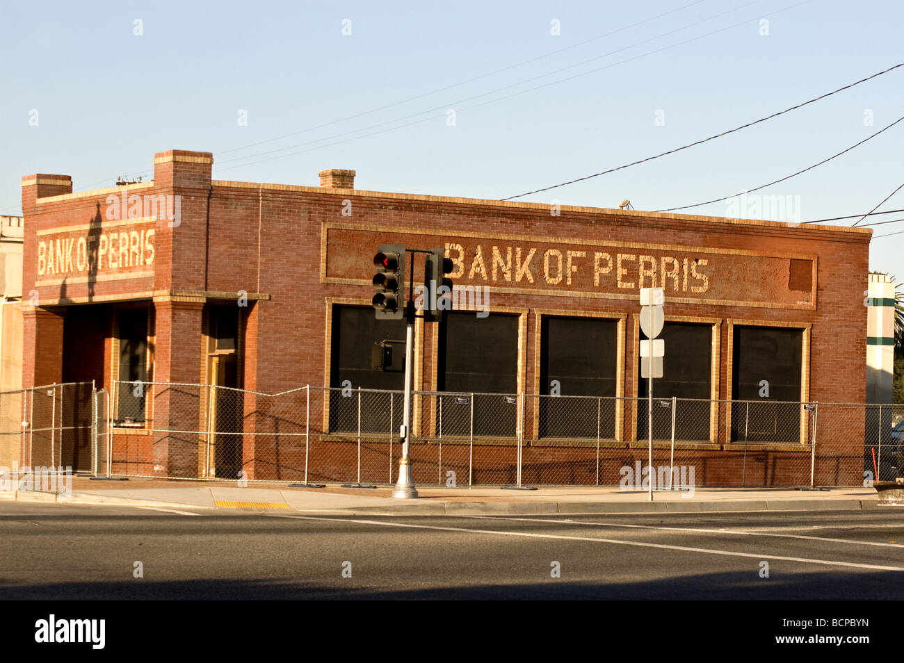 Bank failure hi-res stock photography and images - Alamy