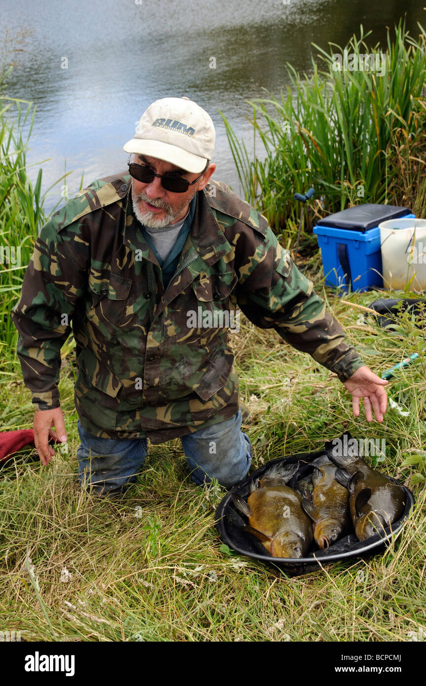 Species of freshwater fish uk hi-res stock photography and images - Alamy