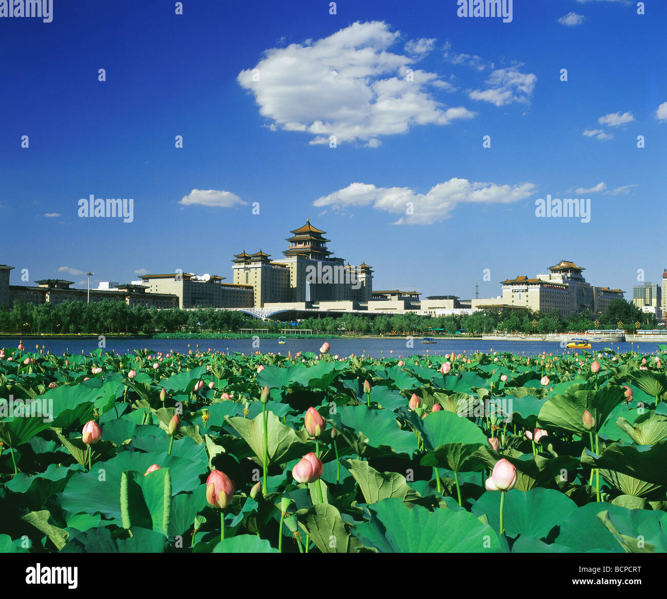 Beijing West Railway Station, Beijing, China Stock Photo - Alamy