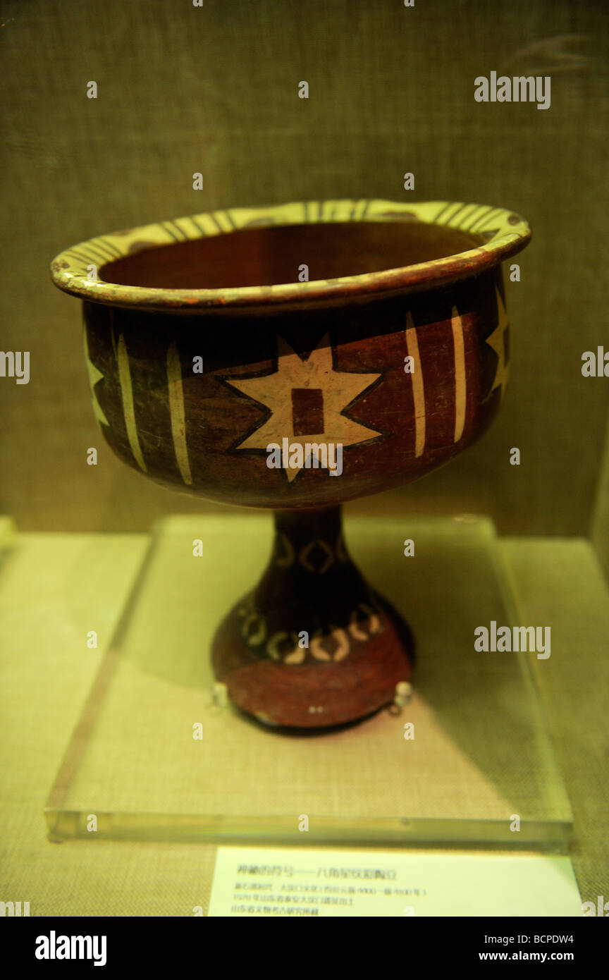 Red pottery food server Dou from Dawenkou Culture of Neolithic age ...