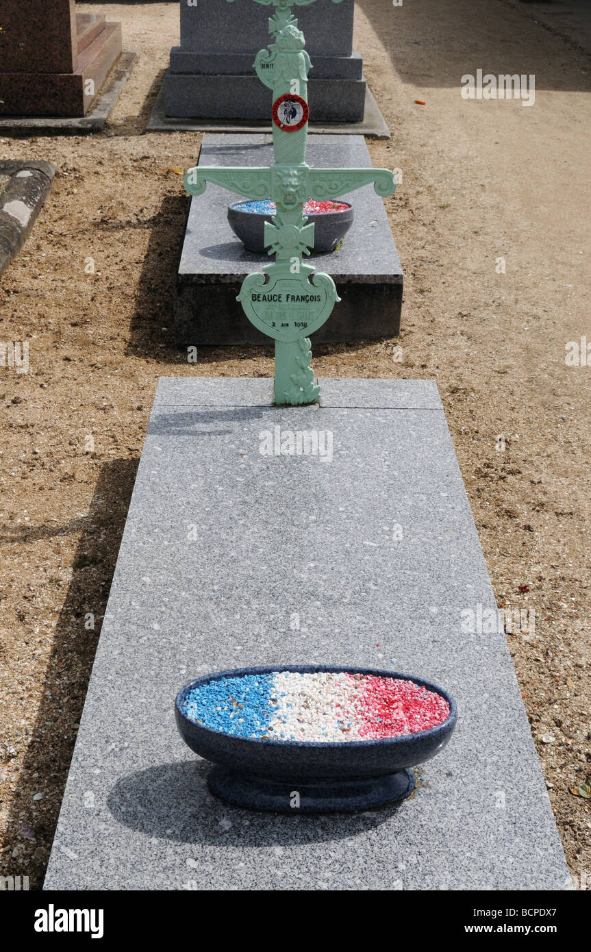 French military grave Stock Photo - Alamy