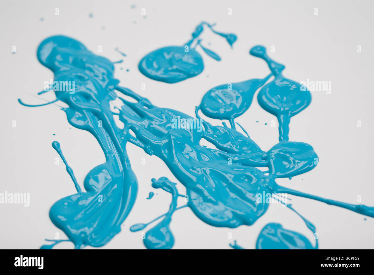 Blue paint splatter hi-res stock photography and images - Alamy