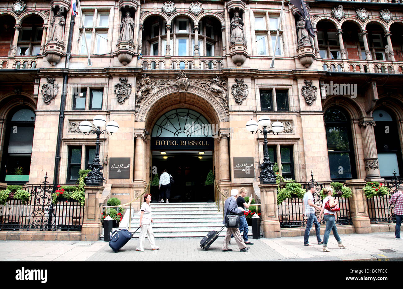 Russell hotel london hi-res stock photography and images - Alamy
