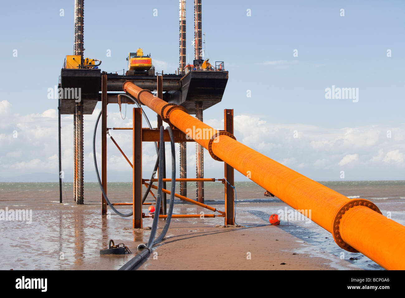 Installing the electric cable from the offshore wind farm of Robin Rigg ...