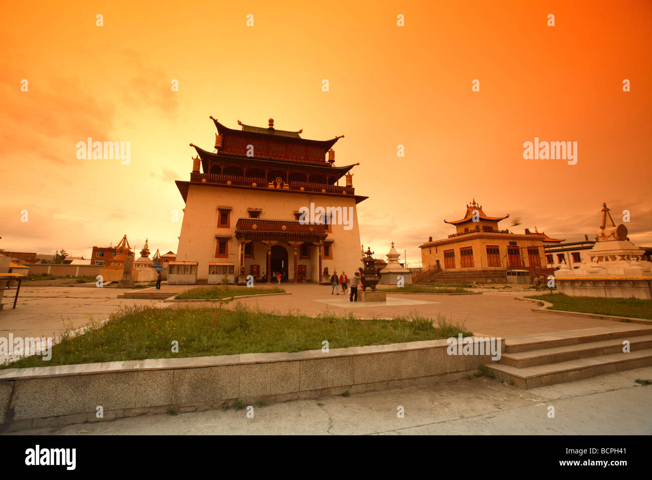 Gandan Khiid Monastery, Ulaanbaatar, Mongolia Stock Photo - Alamy
