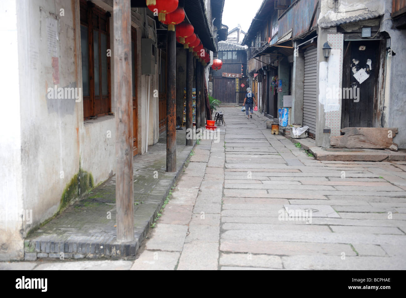 Street scene, Xitang Town, Zhejiang Province, China Stock Photo - Alamy
