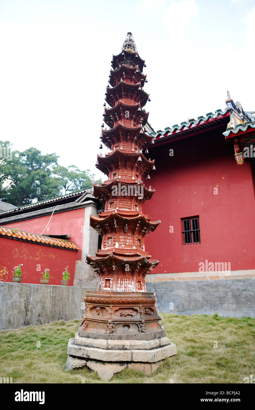 Yongquan temple hi-res stock photography and images - Alamy
