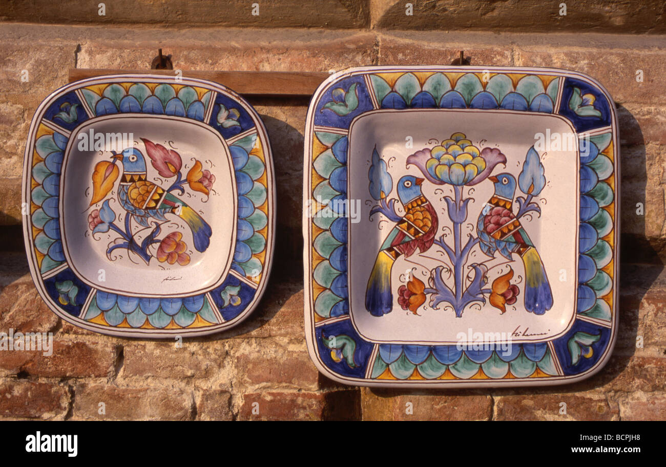 Gubbio Pottery High Resolution Stock Photography and Images - Alamy