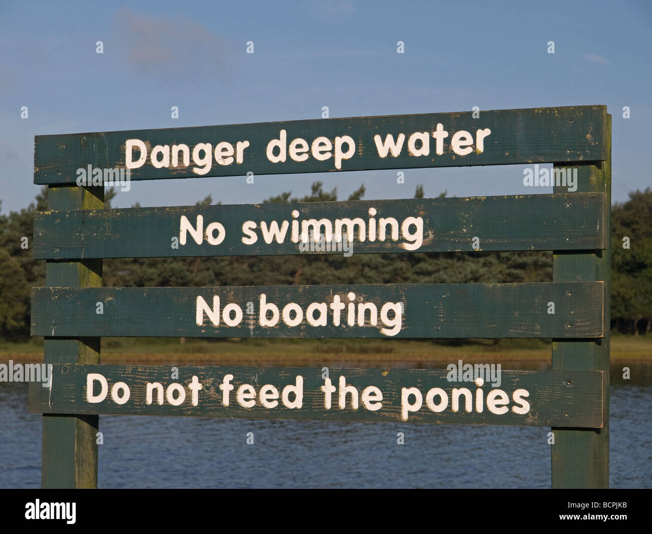 Warning sign new forest hi-res stock photography and images - Alamy