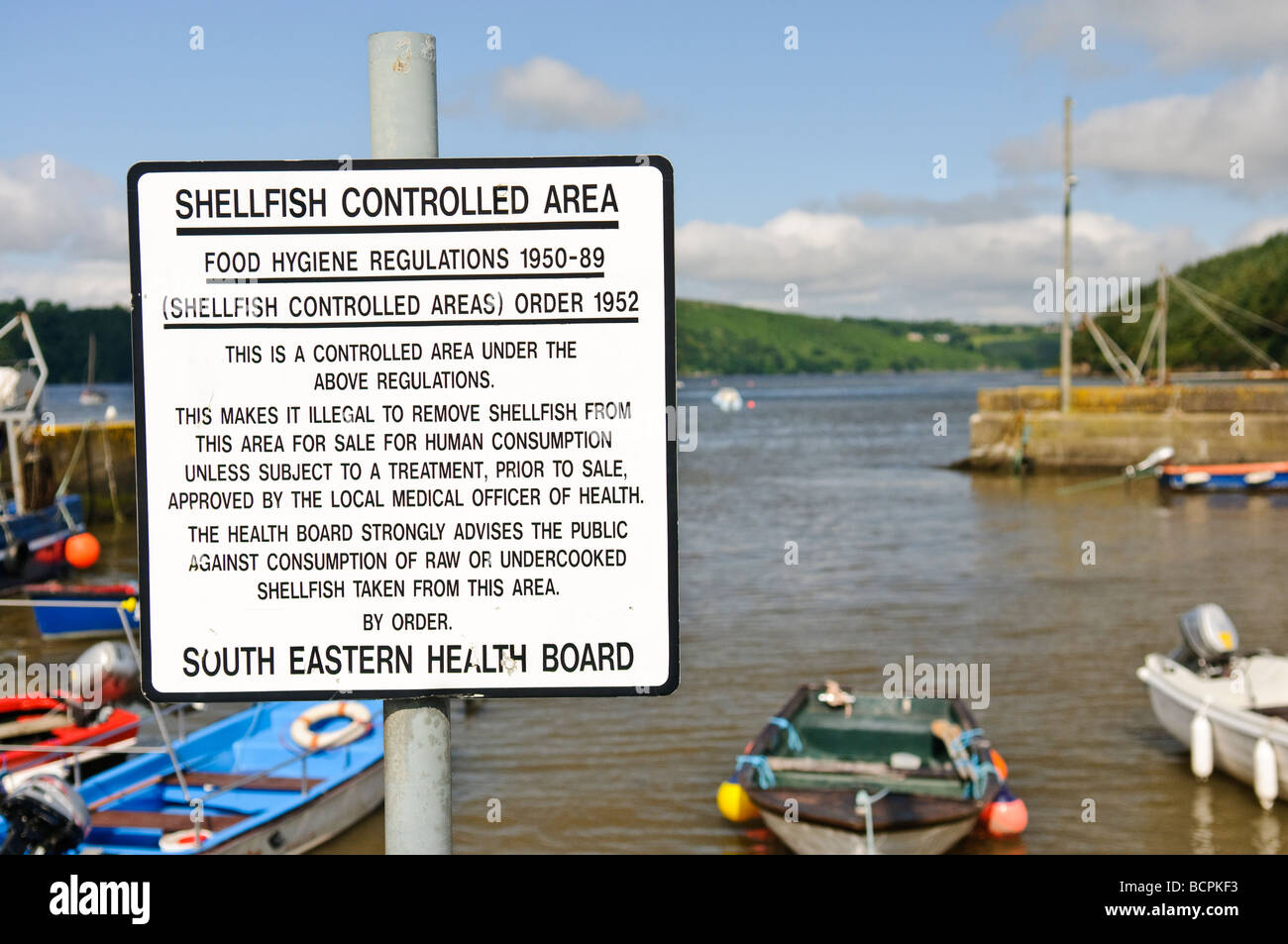 Sign "Shellfish Controlled Area" warning not to pick shellfish for food ...