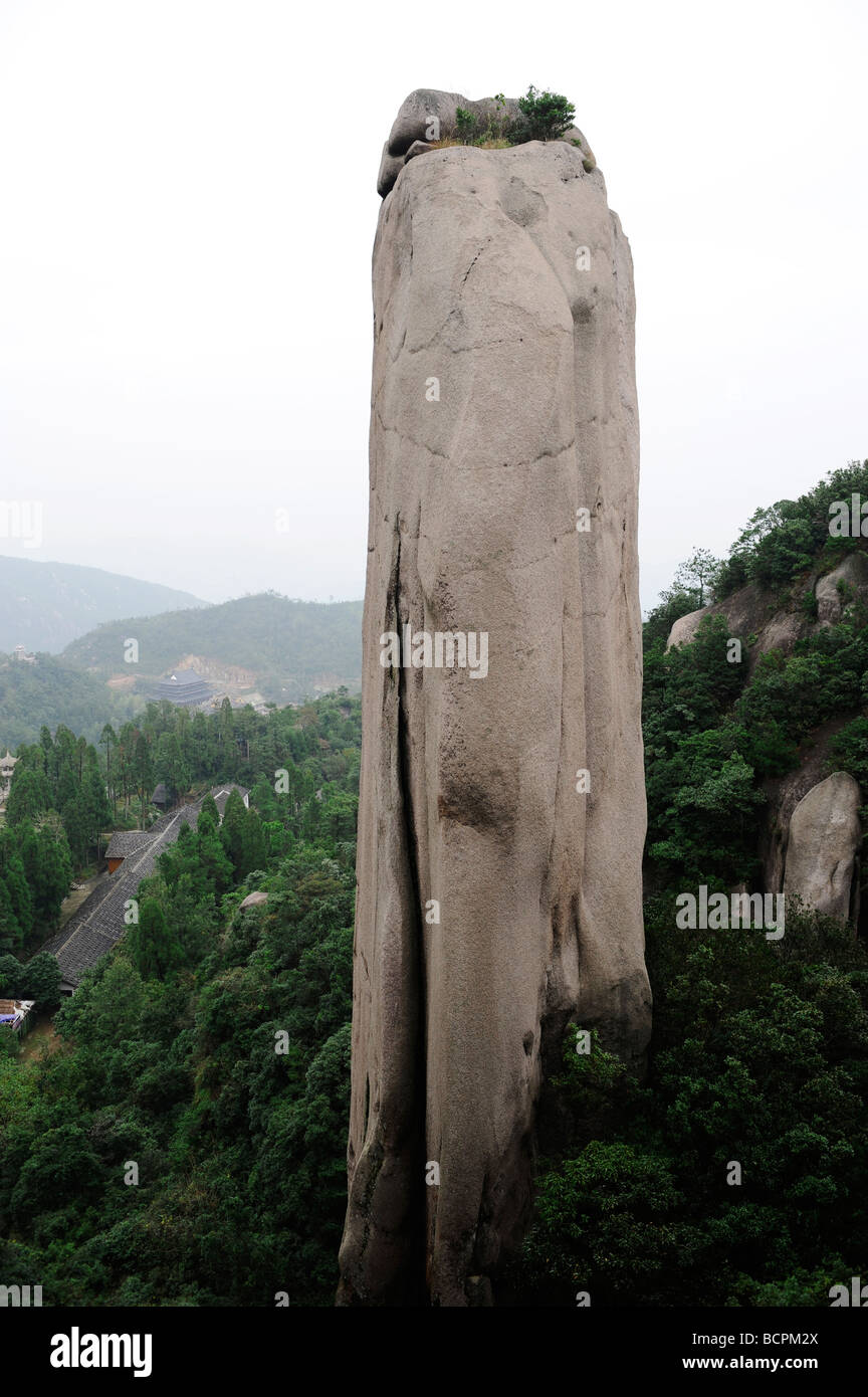 Massive rock hi-res stock photography and images - Alamy