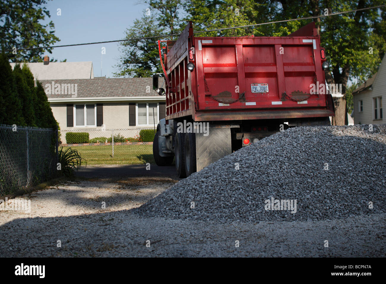 Load hi res hi-res stock photography and images - Alamy