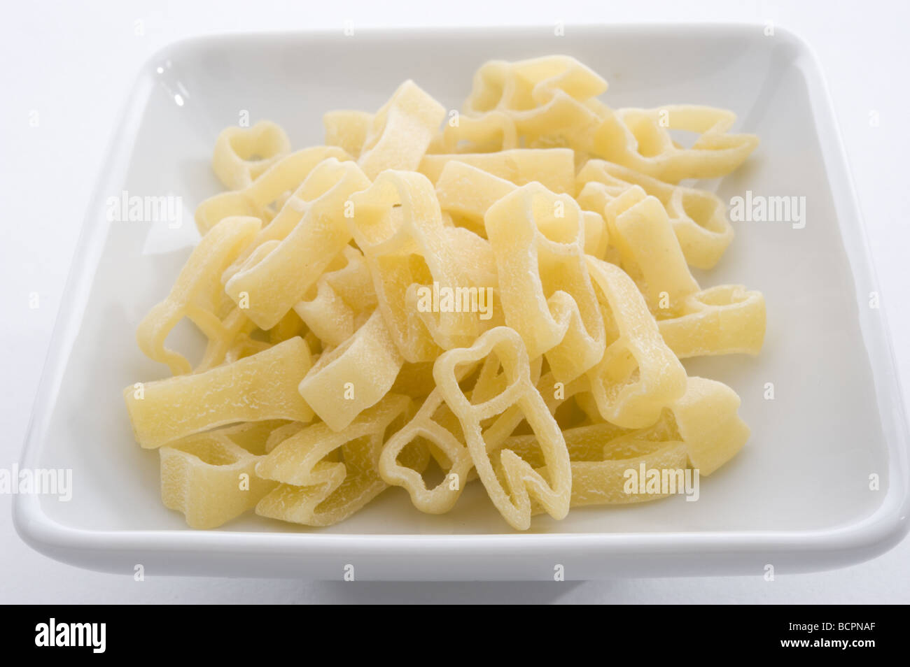 Pasta in Zahnform Pasta formed as Teeth Stock Photo - Alamy