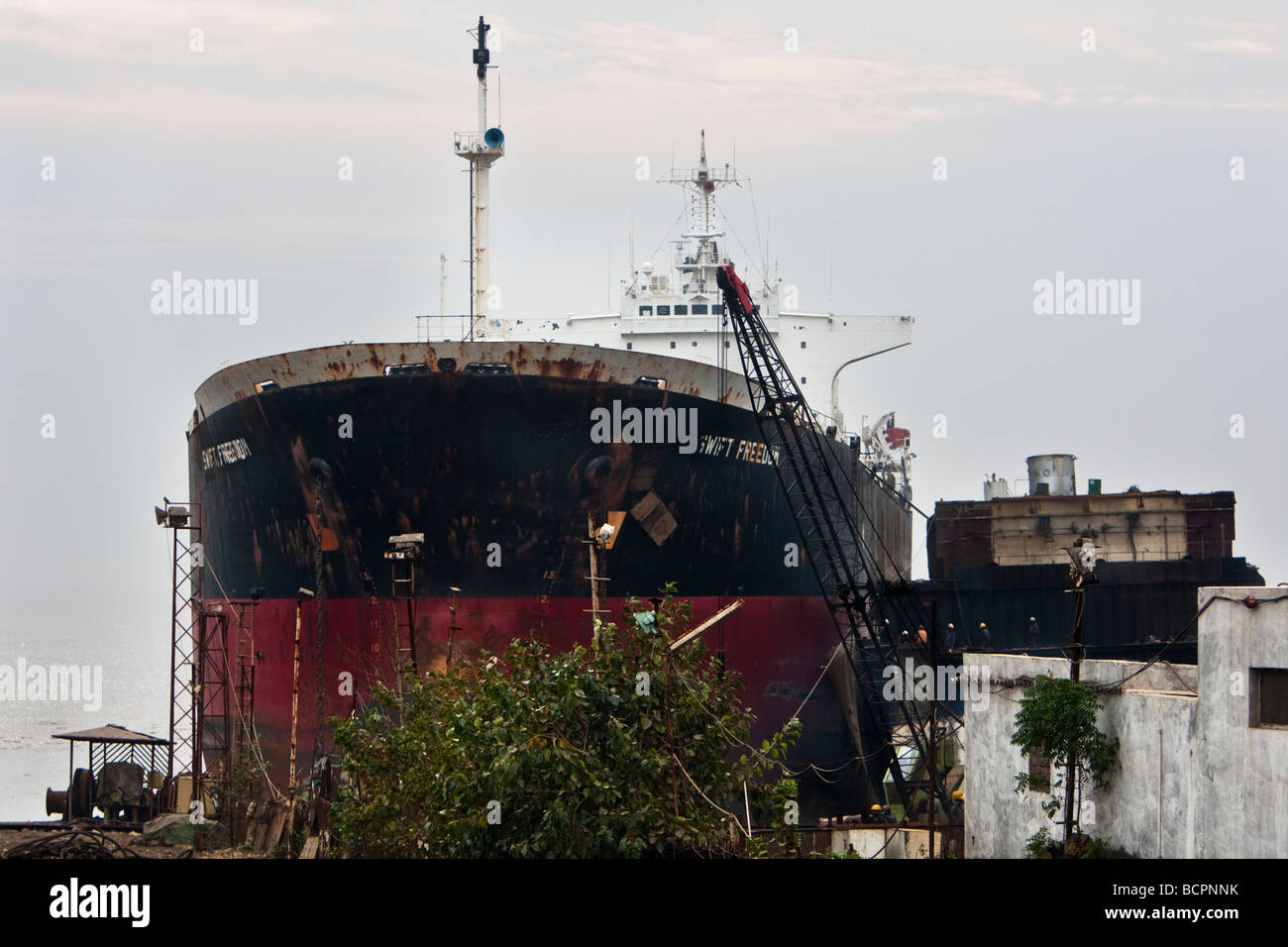 Ship breaking Alang Sosiya Recycling Yard Gujarat Gulf of Kambhat India Stock Photo - Alamy