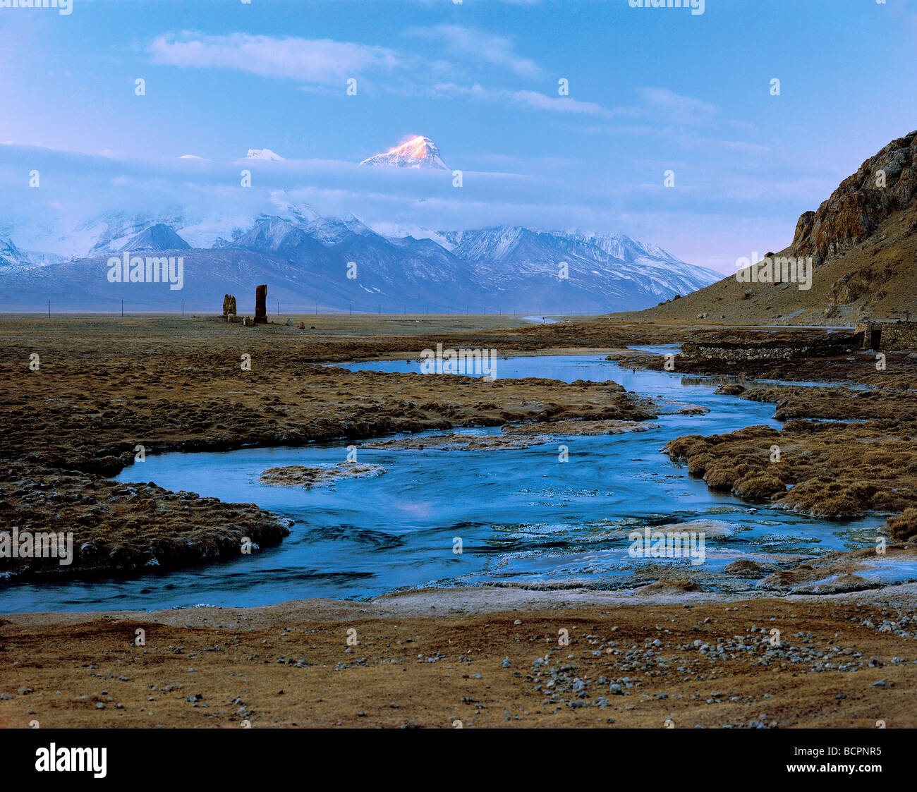 Majestic landscape of Tibetan Plateau, Tibet, China Stock Photo - Alamy
