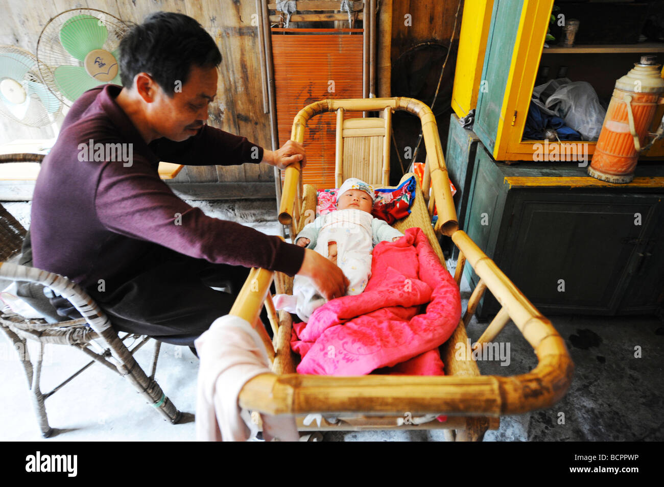 Chinese house made of bamboo hi-res stock photography and images - Alamy