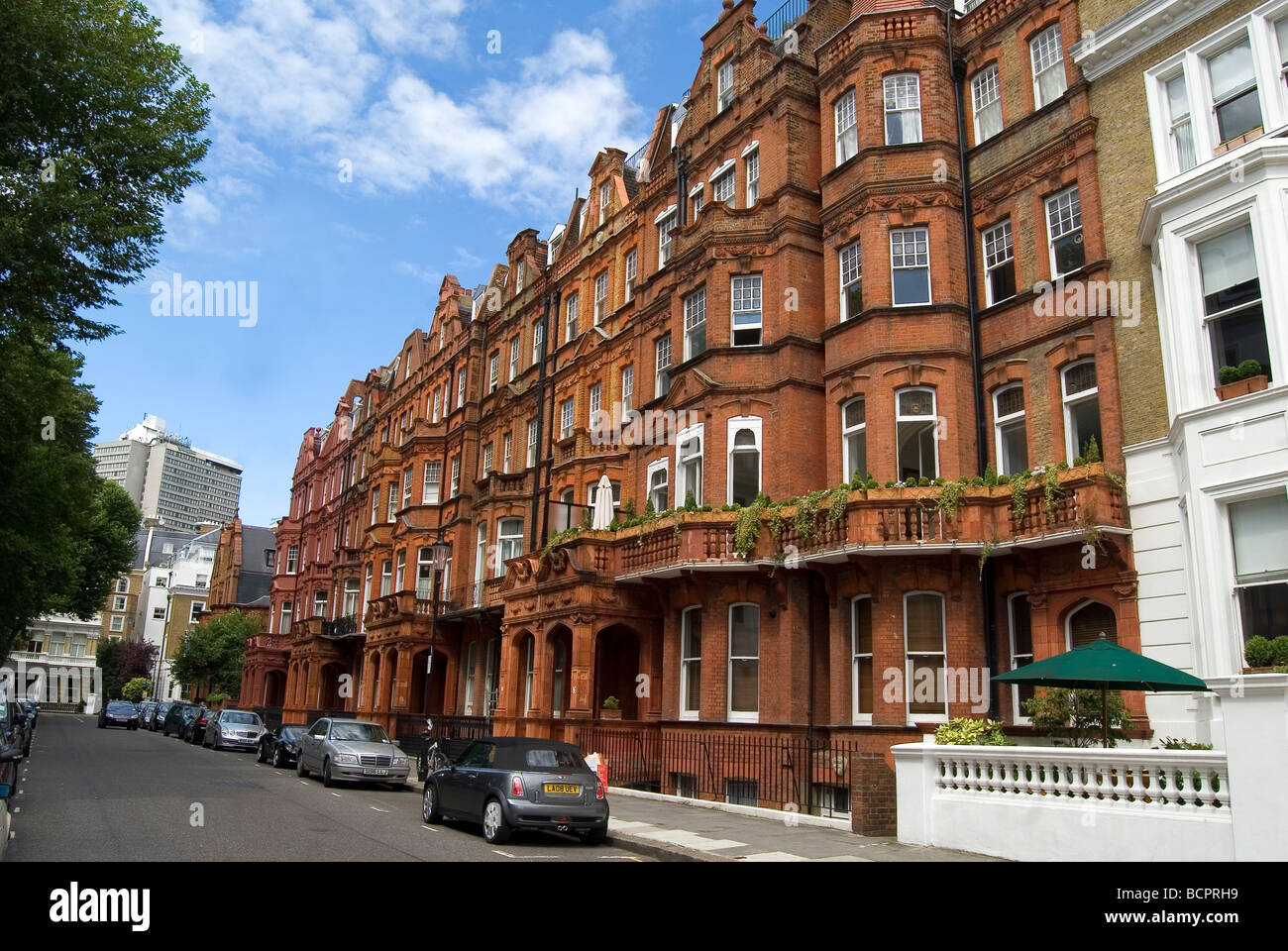 Classic london building hi-res stock photography and images - Alamy