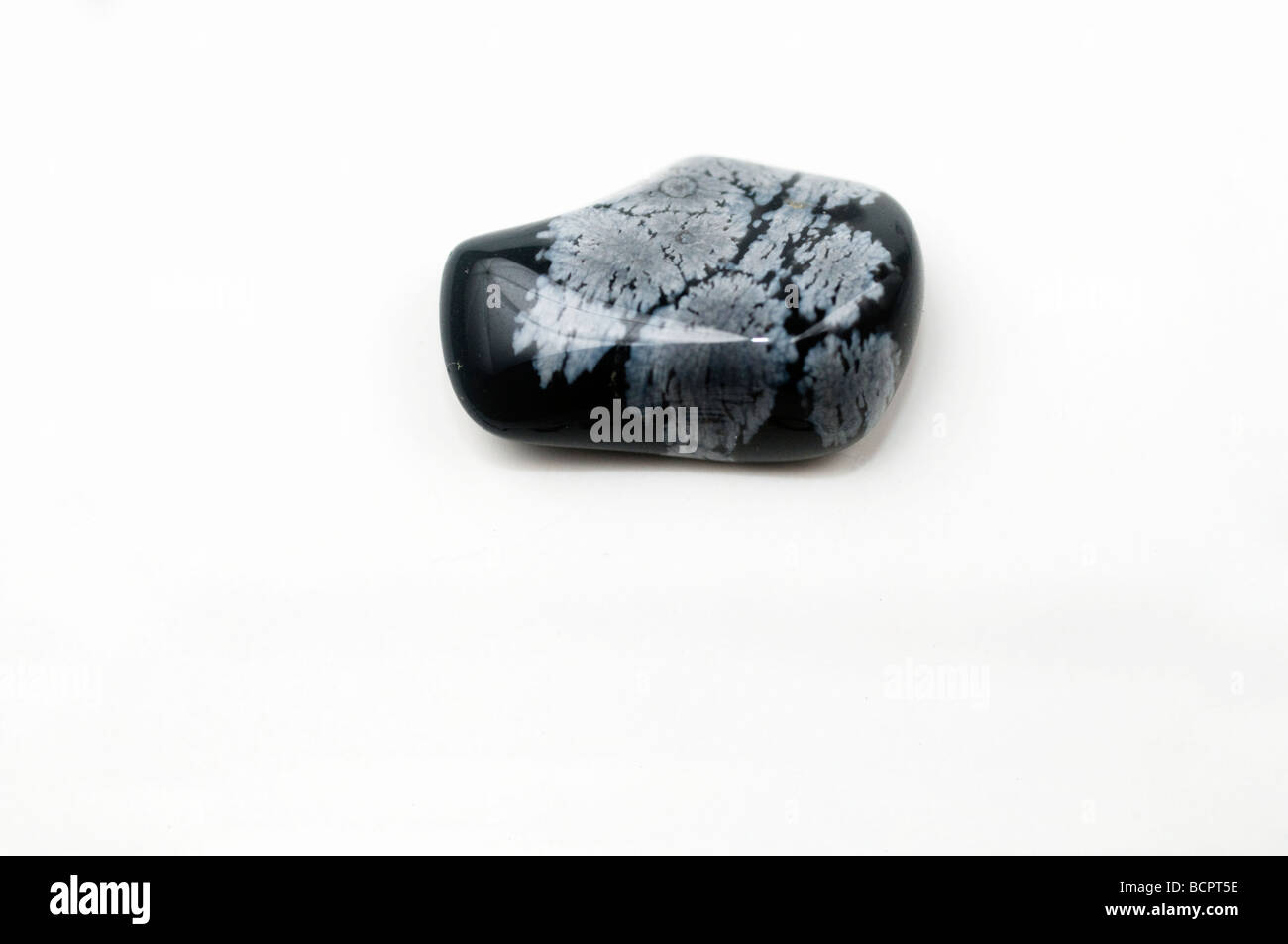 Flake obsidian hi-res stock photography and images - Alamy