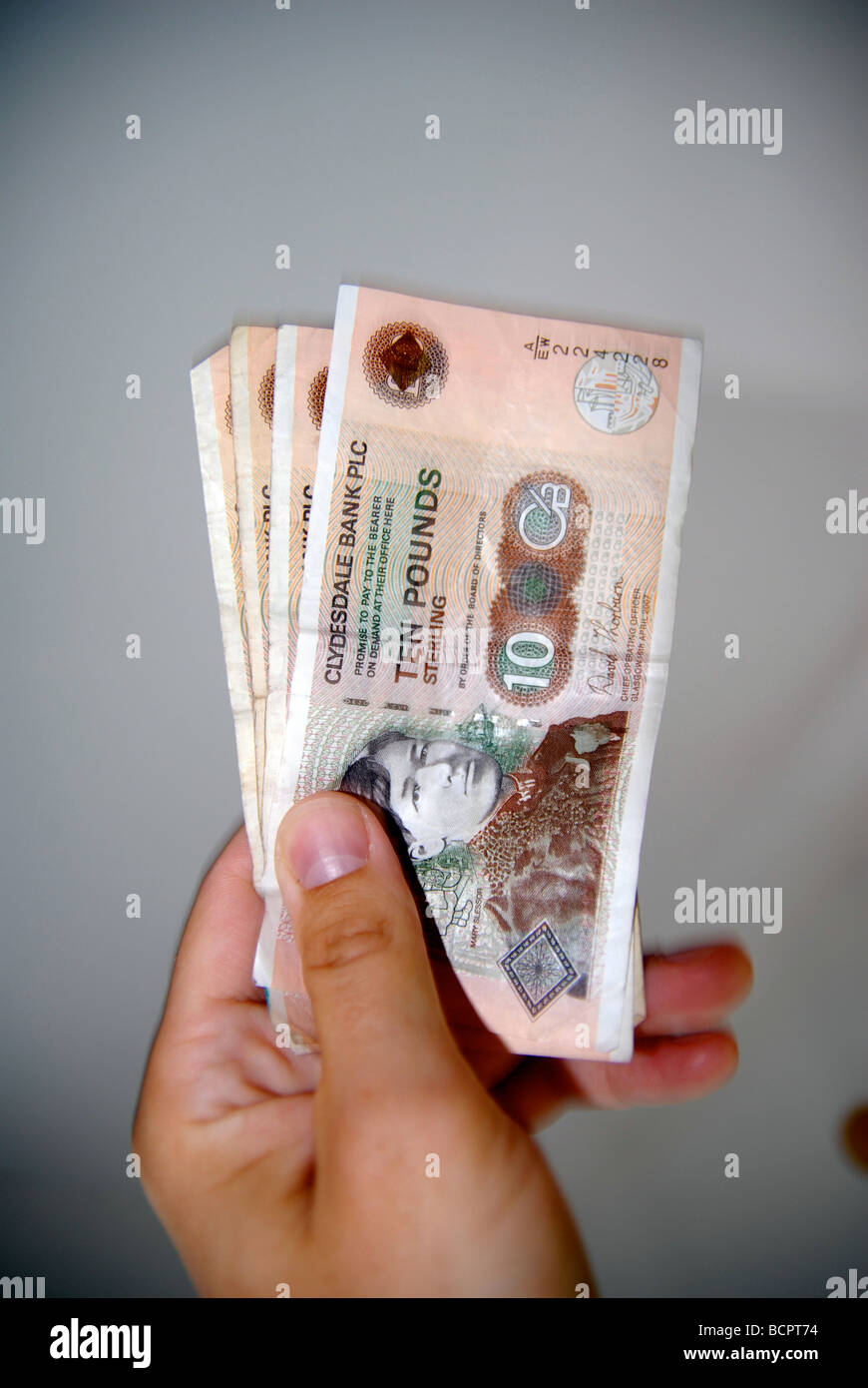 Scottish bank notes hi-res stock photography and images - Alamy