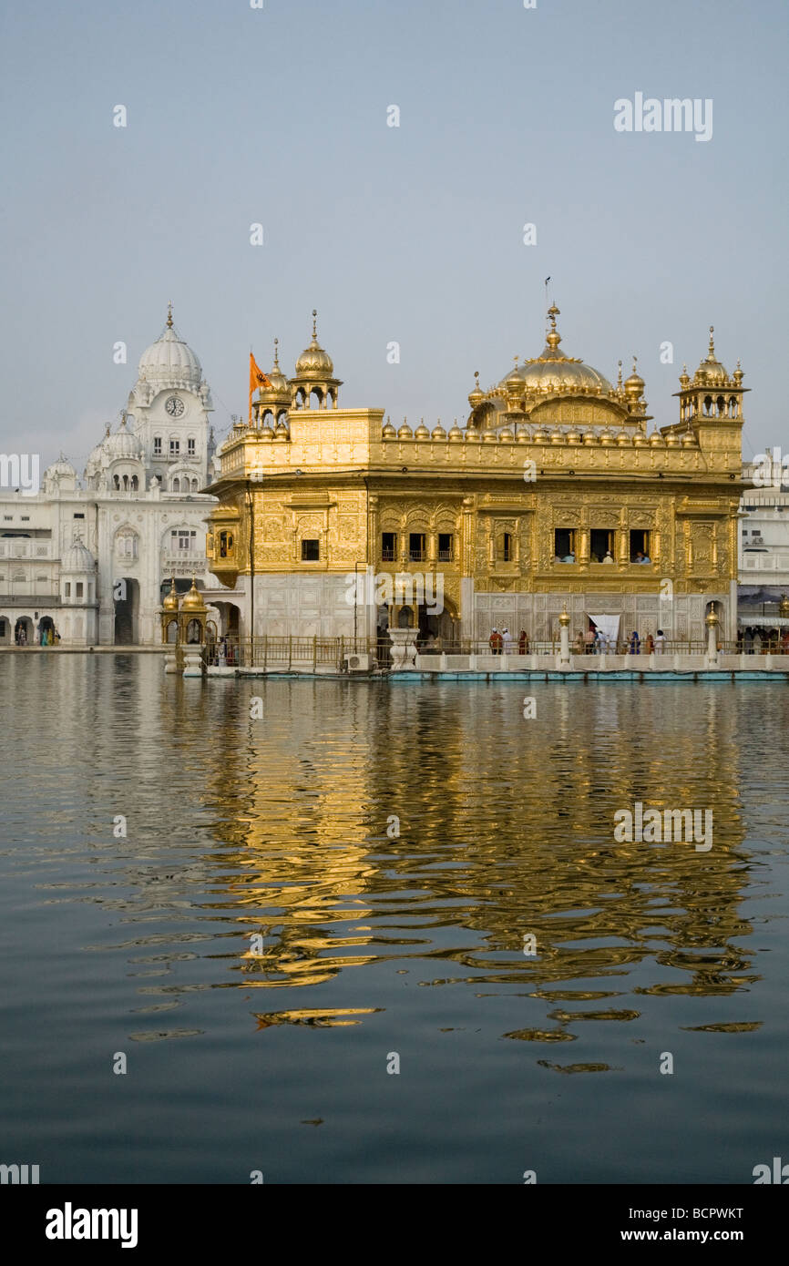 Water of the Sarovar (water tank) reflecting the Golden Temple (Sri ...