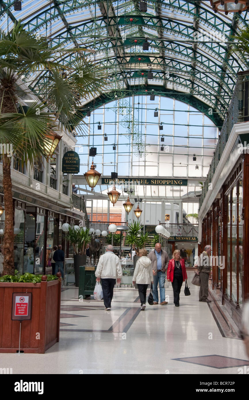 Wayfarers Arcade on Lord Street, Southport Stock Photo - Alamy