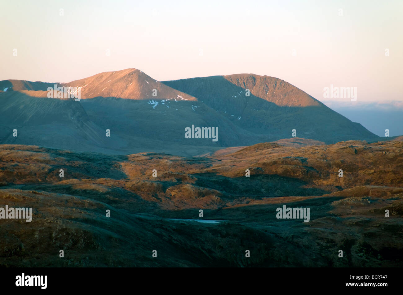 Foinaven mountain sutherland mountains hi-res stock photography and ...