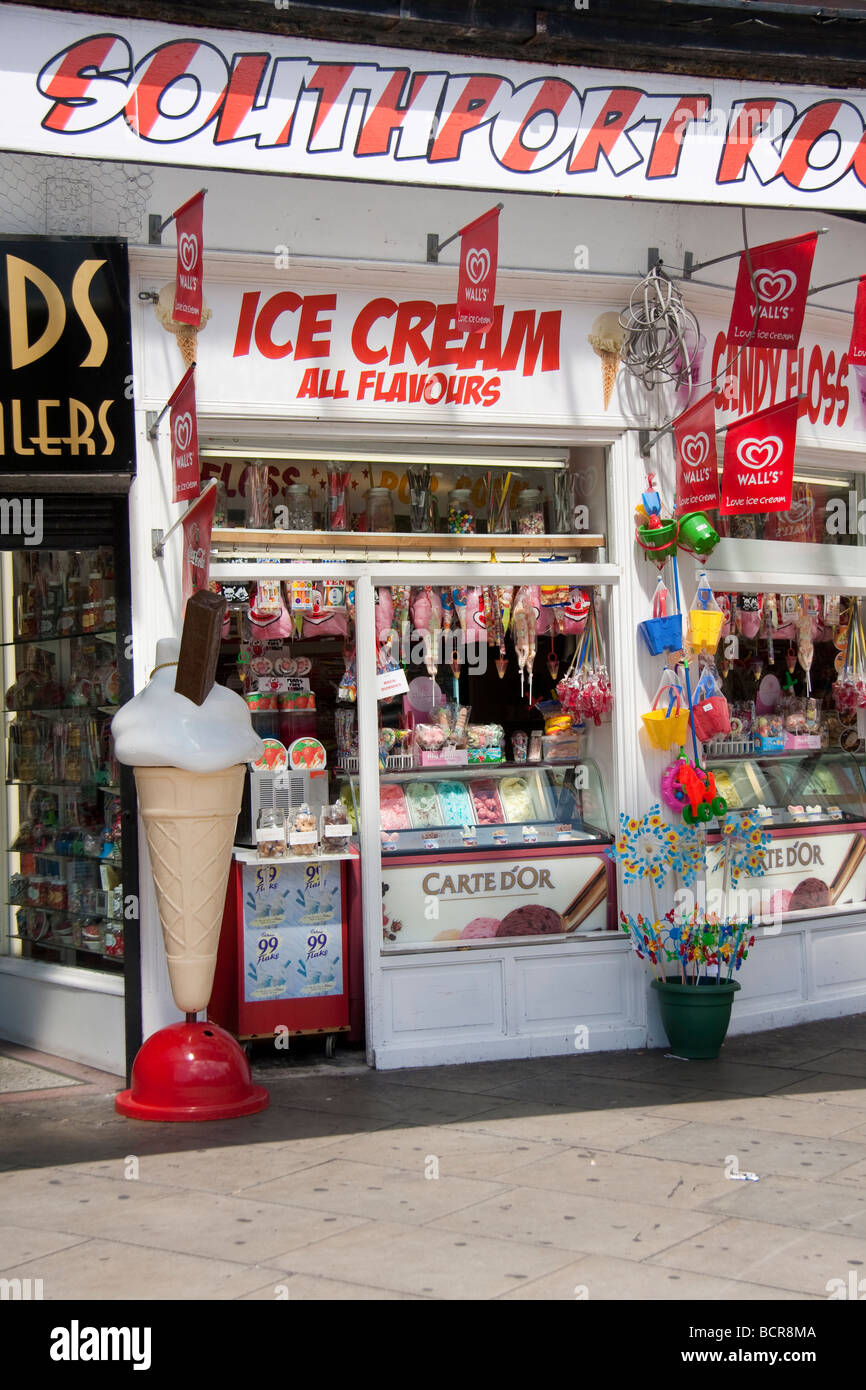 Southport, Ice cream shop, Merseyside, England Stock Photo - Alamy