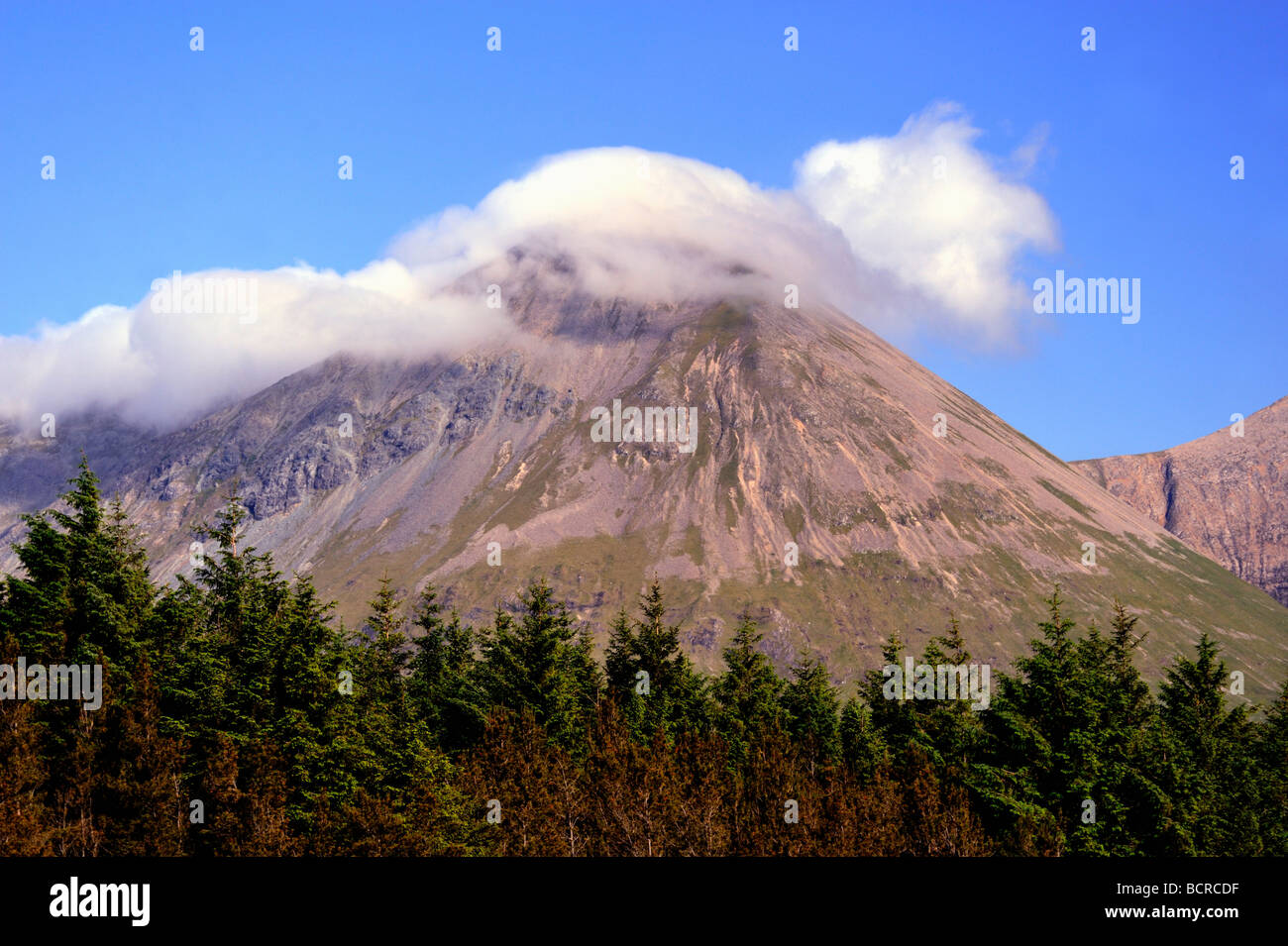 Glamaig, Western Red Hills, Strathaird, Isle of Skye, Inner Hebrides ...