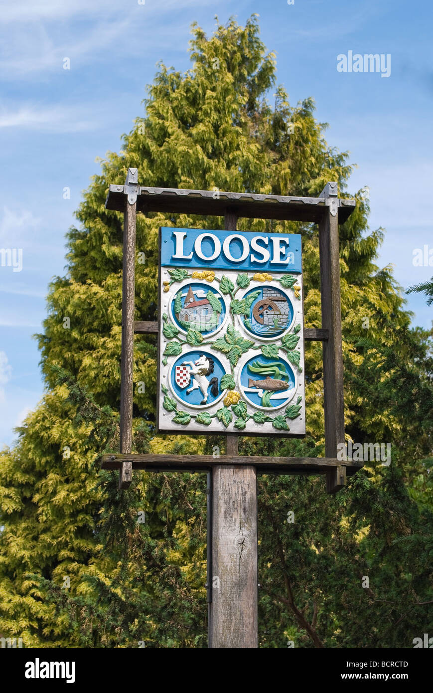 Loose Village Sign, Loose, Kent, England. Colourful sign outside the ...