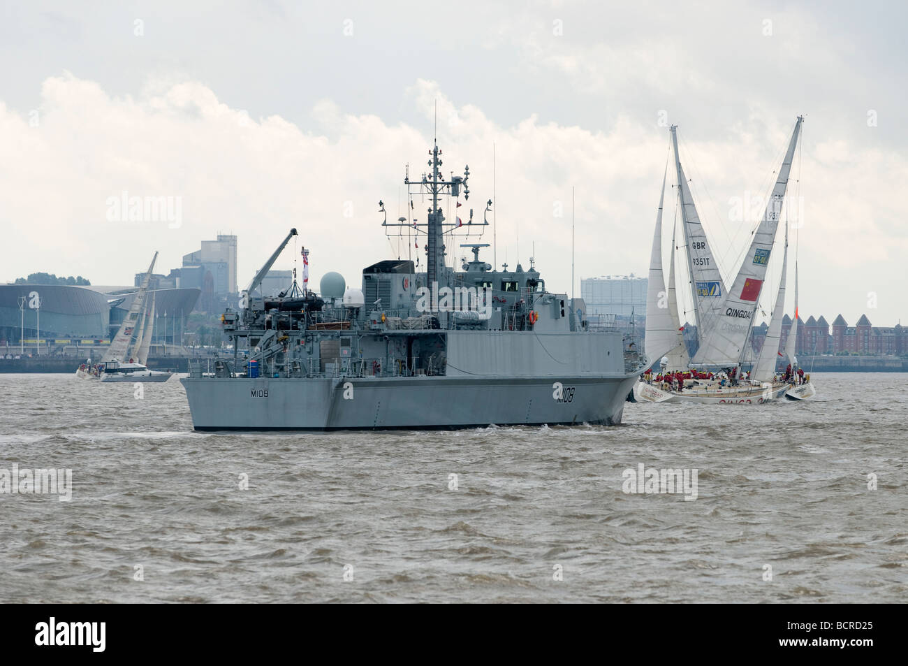 Ships of river mersey hi-res stock photography and images - Alamy