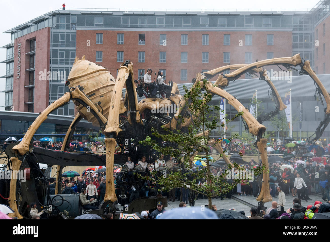 La Machine mechanical spider in Liverpool UK Stock Photo - Alamy