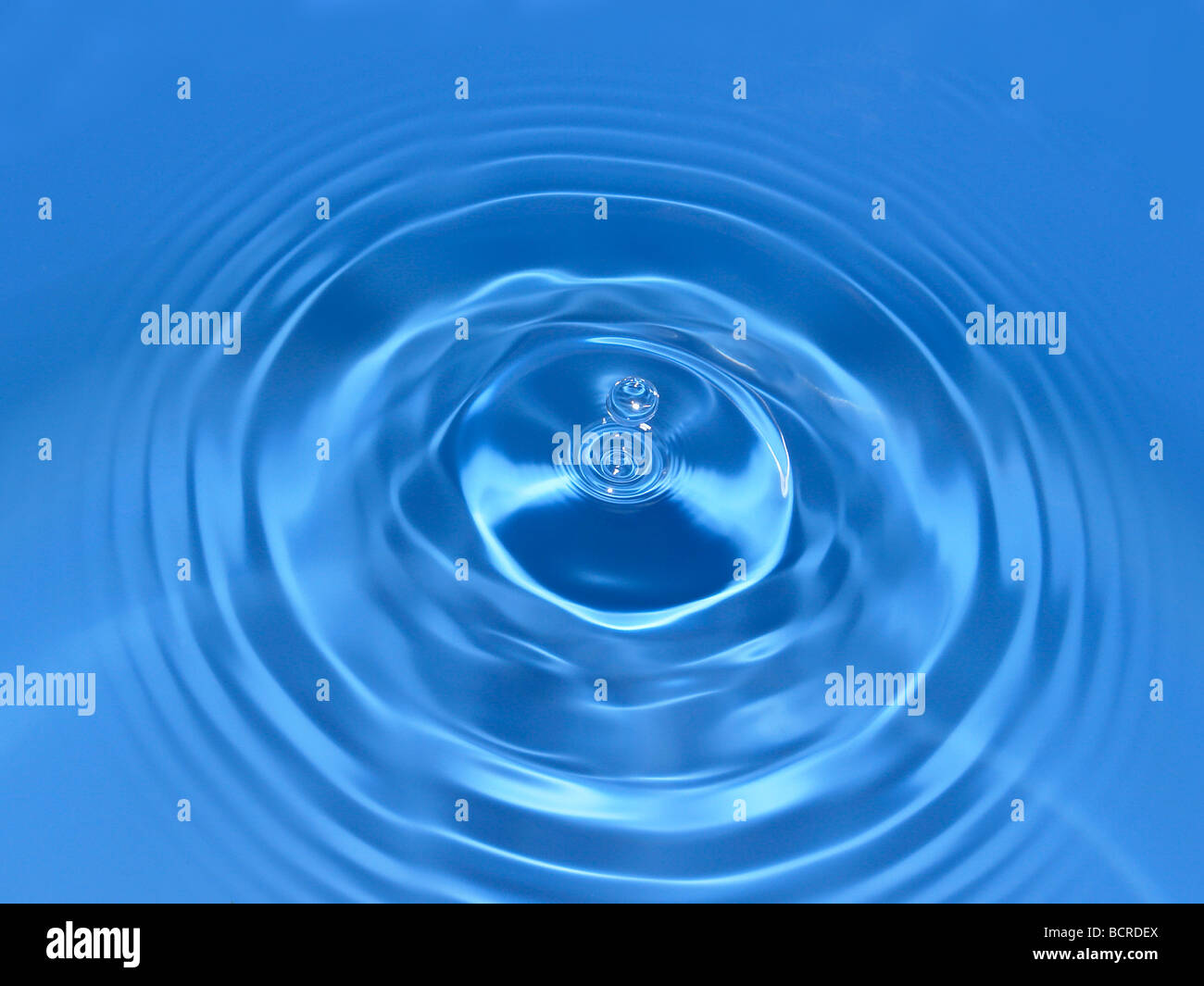 Round structure surrounded hi-res stock photography and images - Alamy