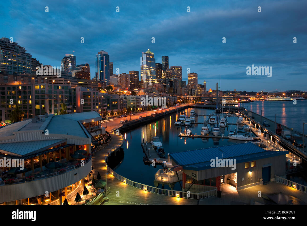 Nightlife seattle hi-res stock photography and images - Alamy