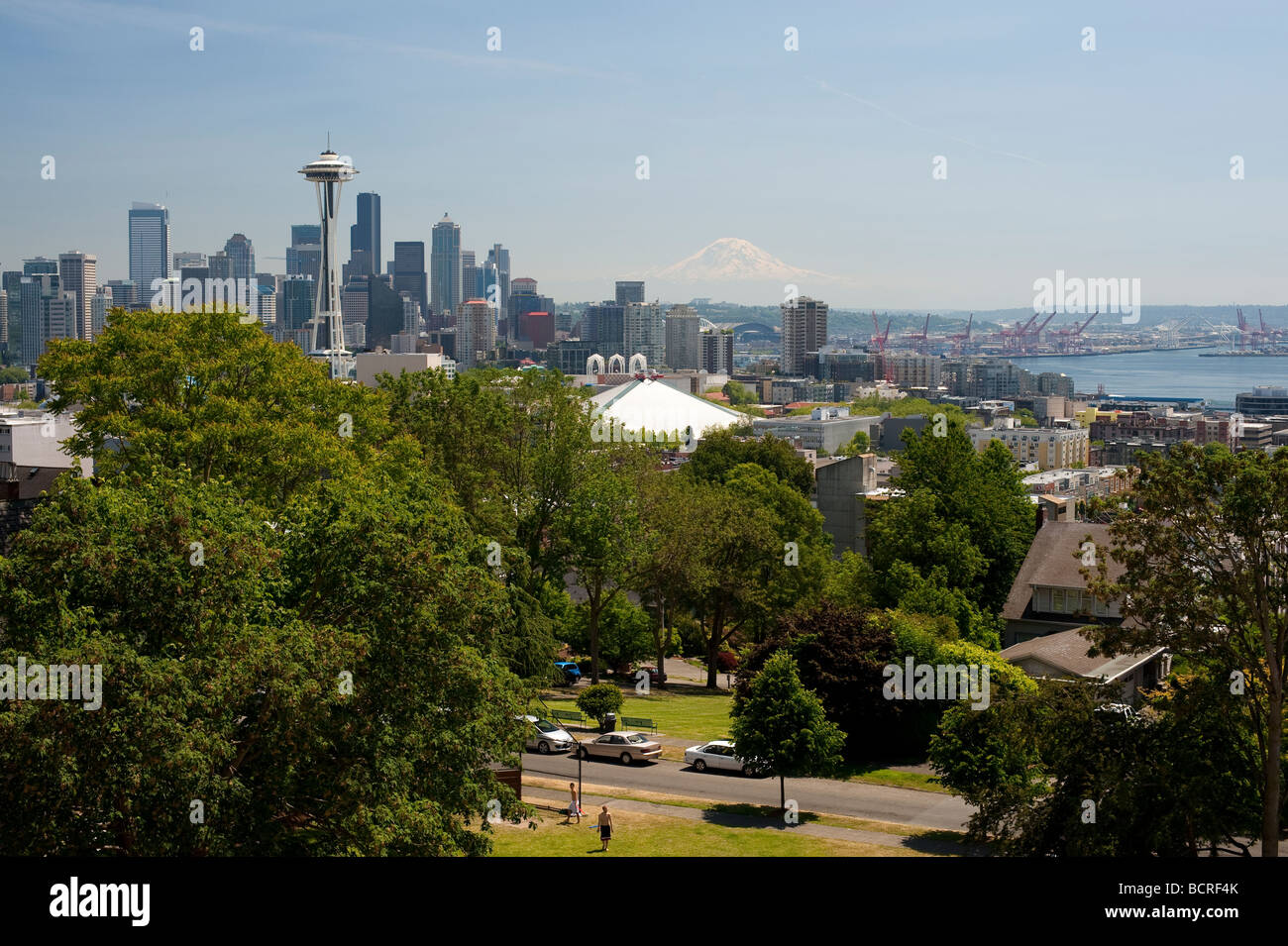 Retro image of Seattle Skyline with park below Stock Photo - Alamy