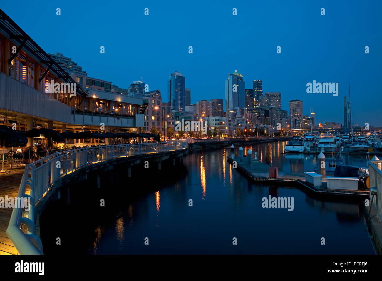 Seattle waterfront retro image hi-res stock photography and images - Alamy