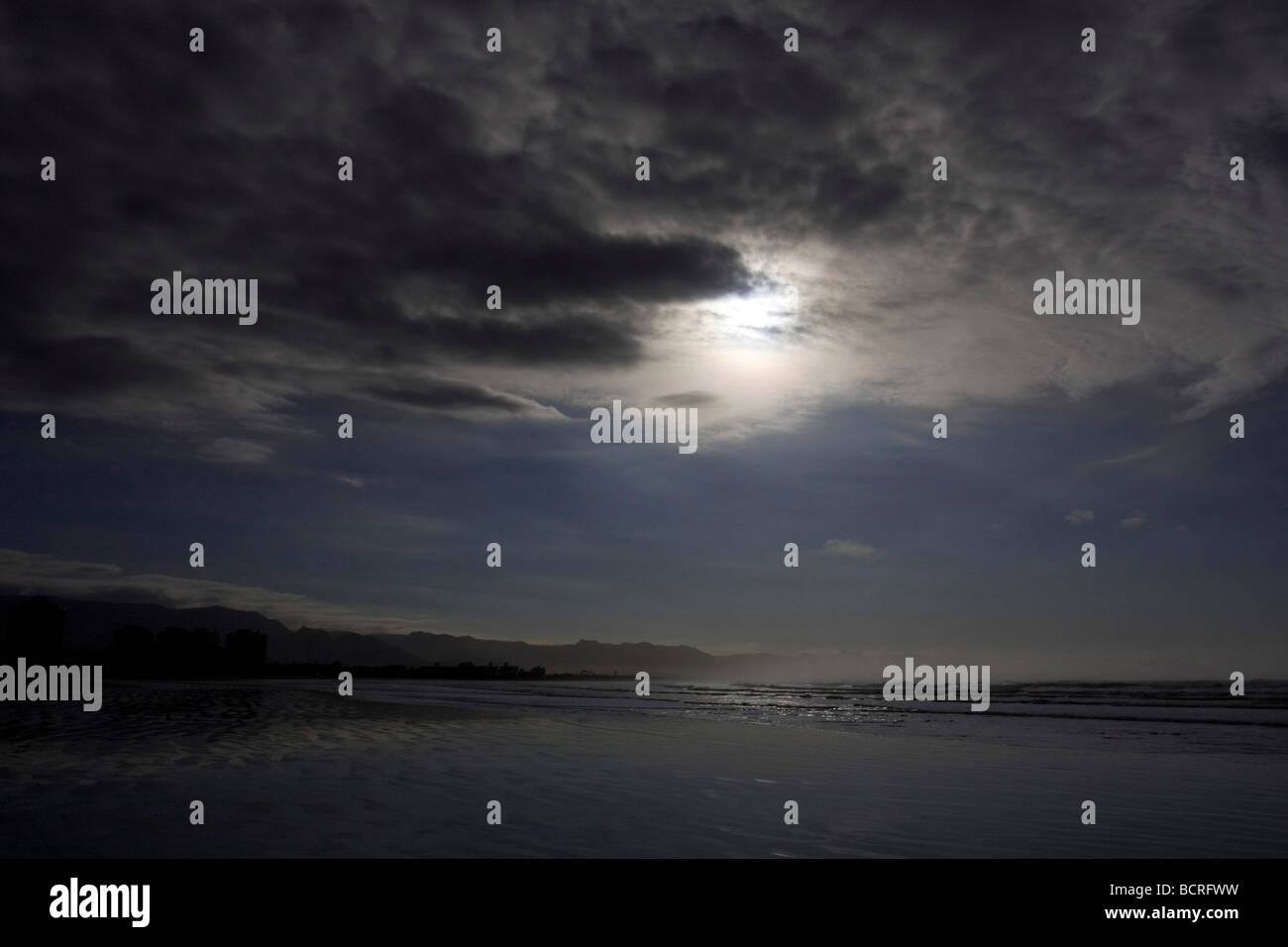 Bertioga beach, north coast of São Paulo state Stock Photo - Alamy