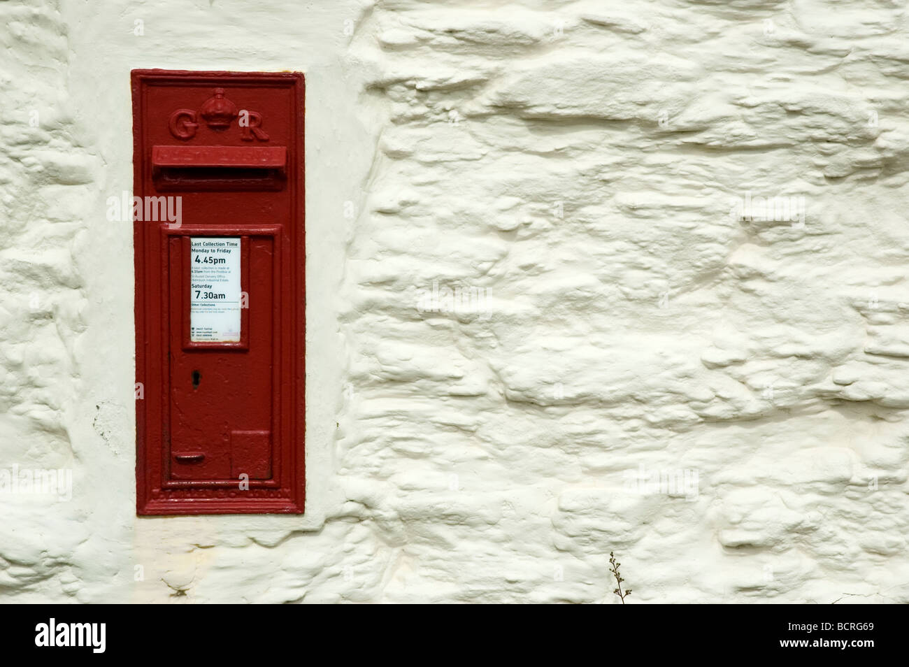 Post box at Charlestown, Cornwall, England Stock Photo - Alamy