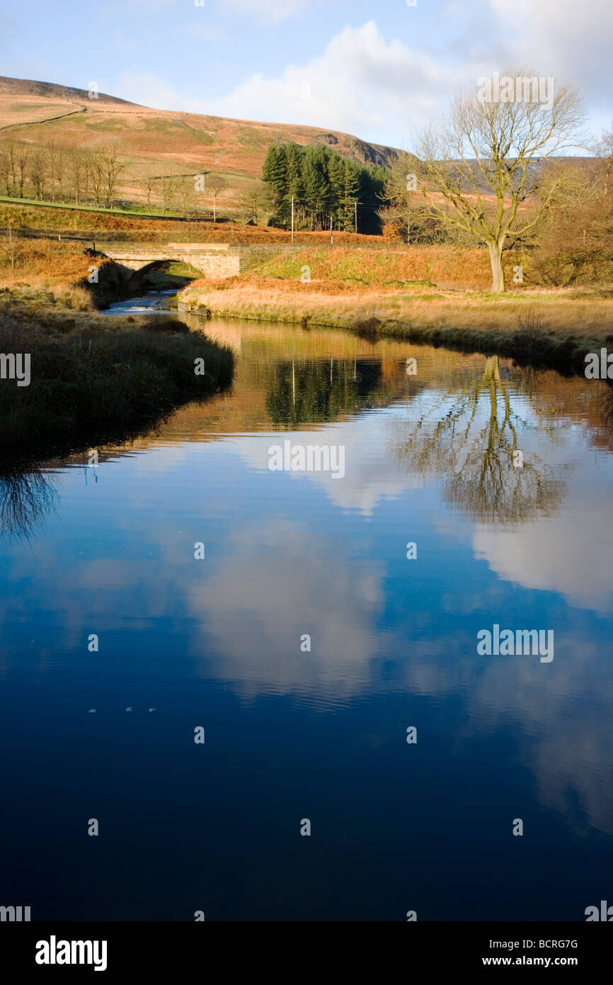 Bridge across Crowden Brook at Crowden in Longdendale in the Peak ...