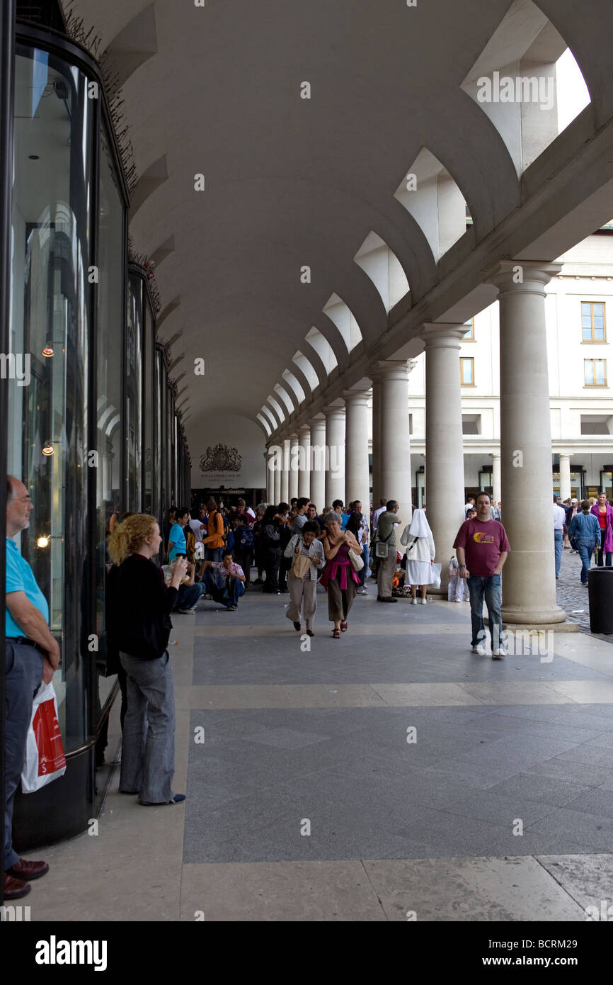 Royal Opera House Entrance in Covent Garden Stock Photo - Alamy