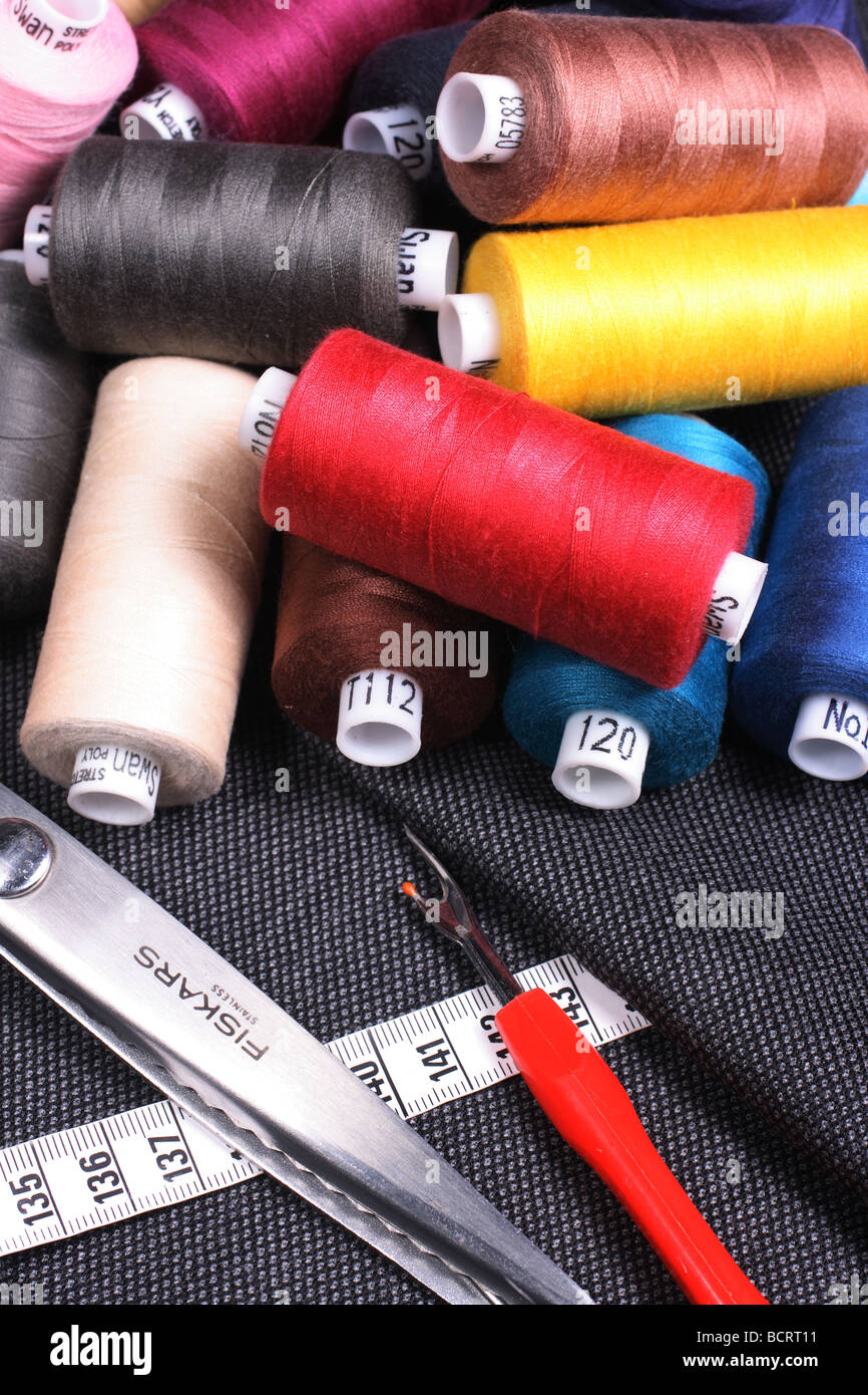 Tailoring tools and thread Stock Photo - Alamy