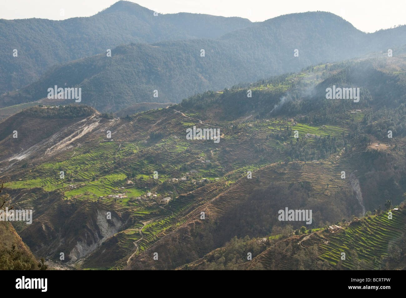 Himalayas mountains hill stations india hi-res stock photography and ...